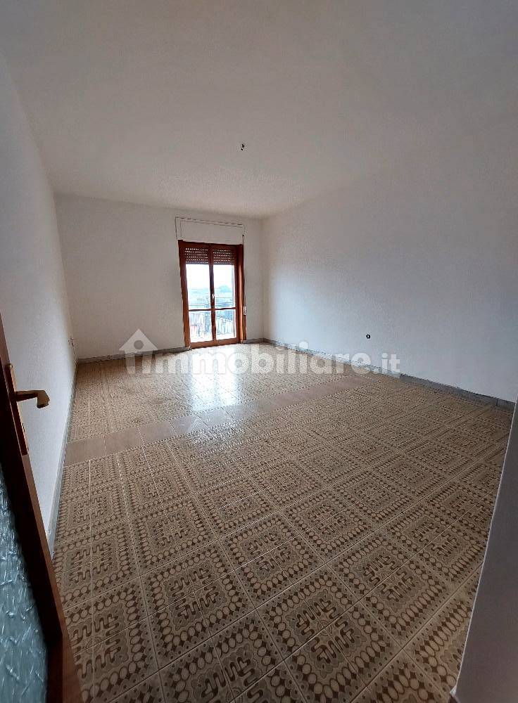 Quadrilocale viale Nicola Romano, Airola