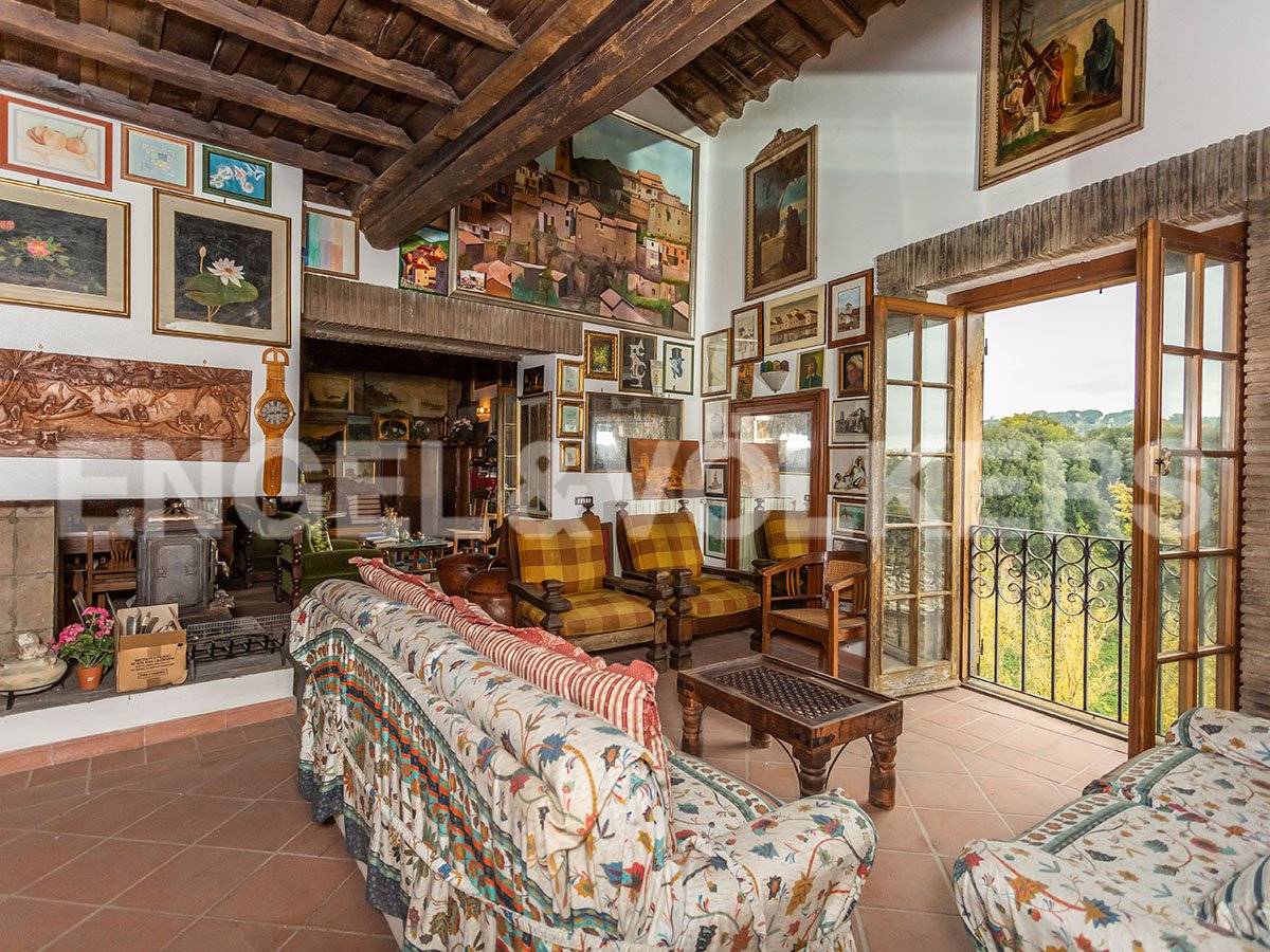 Appartamento via Eugenio Agneni, Centro, Sutri