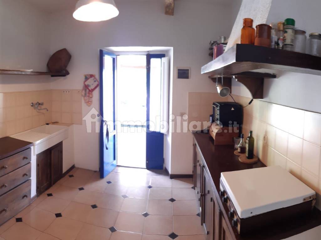 Vendita Rustico in Case Sparse Casa Gabrielli Sorano. Ottimo stato ...