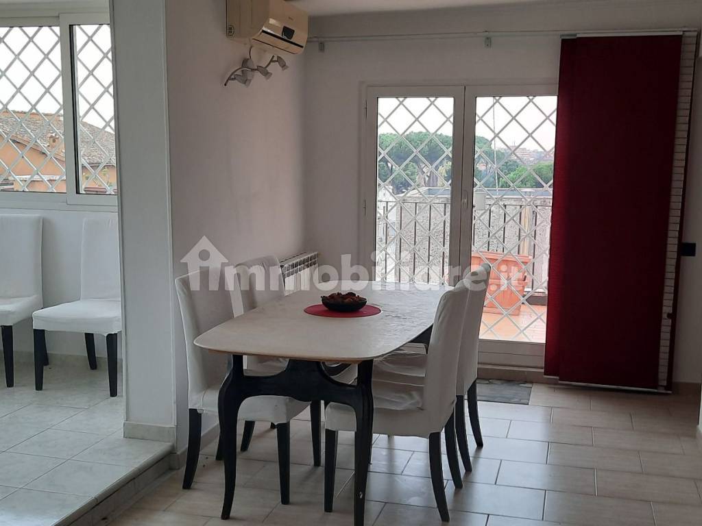 Vendita Appartamento Roma. Trilocale in via Cornelia. Ottimo stato ...