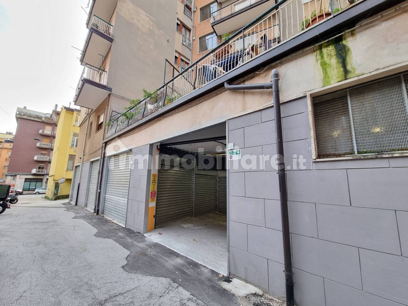 Garage - Box in Vendita