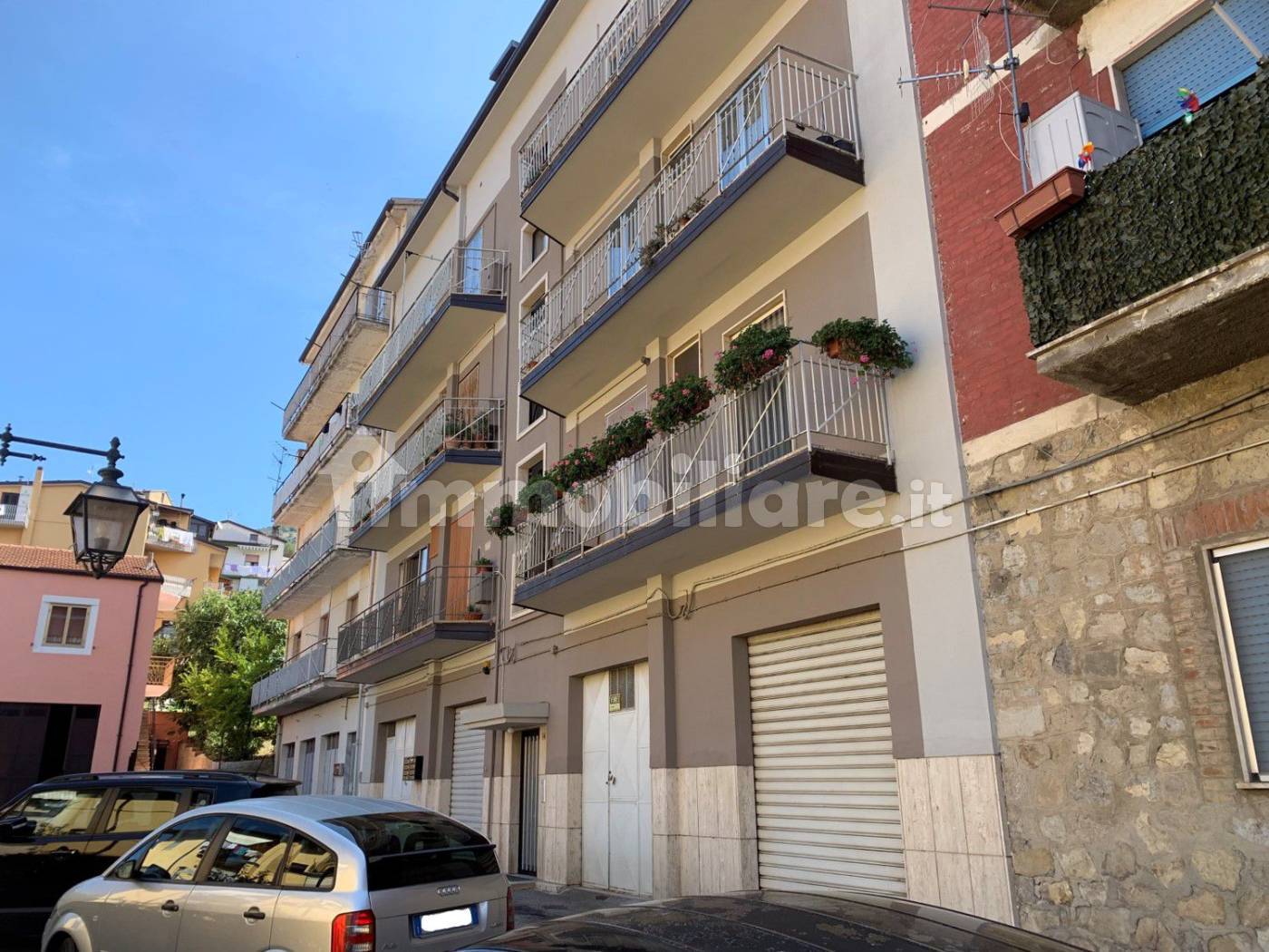 Appartamento buono stato, terzo piano, Centro, Tito