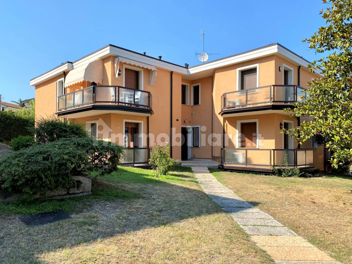 Trilocale via Tita Secchi 10, Desenzanino, Desenzano del Garda