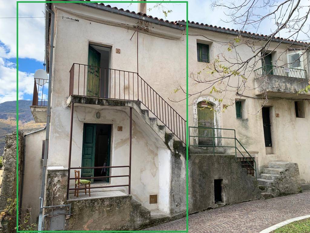 Appartamento via Casile, Centro, Scapoli