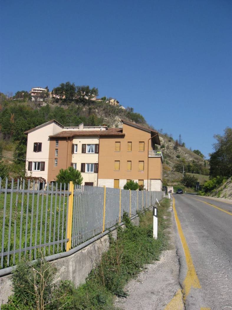 Quadrilocale via Bocca Trabaria Sud 89, Urbino