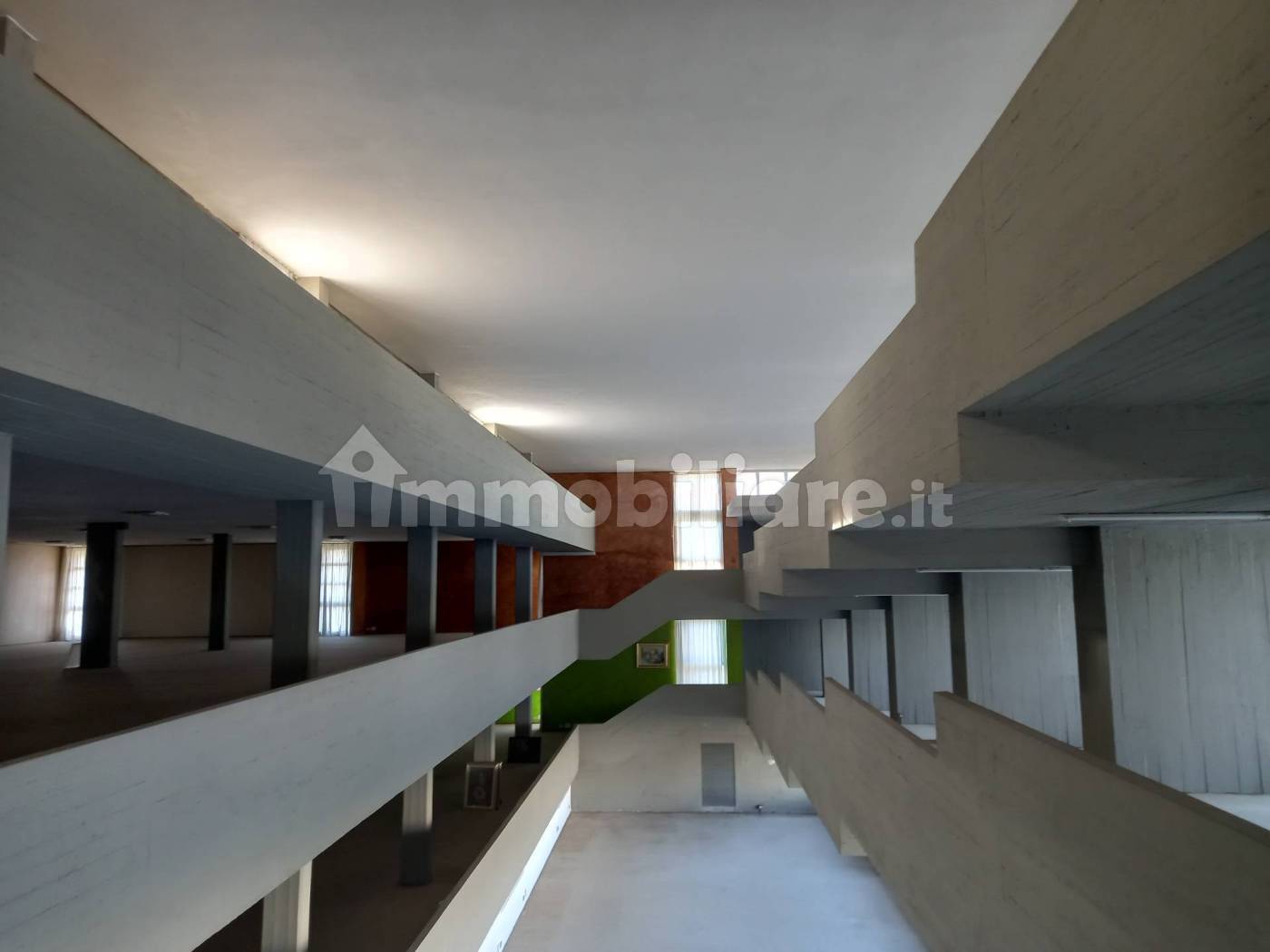 Negozio - Locale commerciale in Vendita