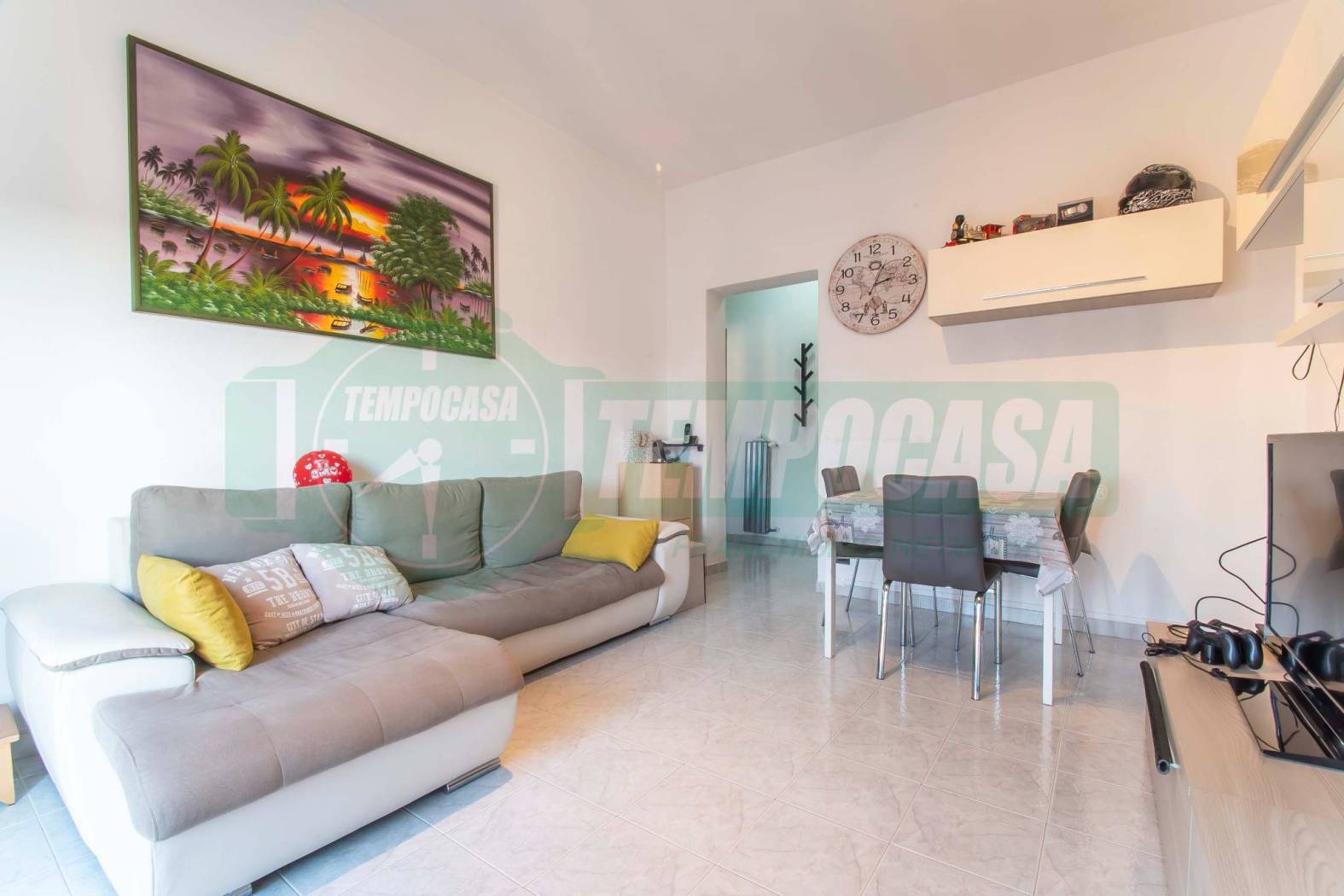 Trilocale via per Cerro 19, Uboldo