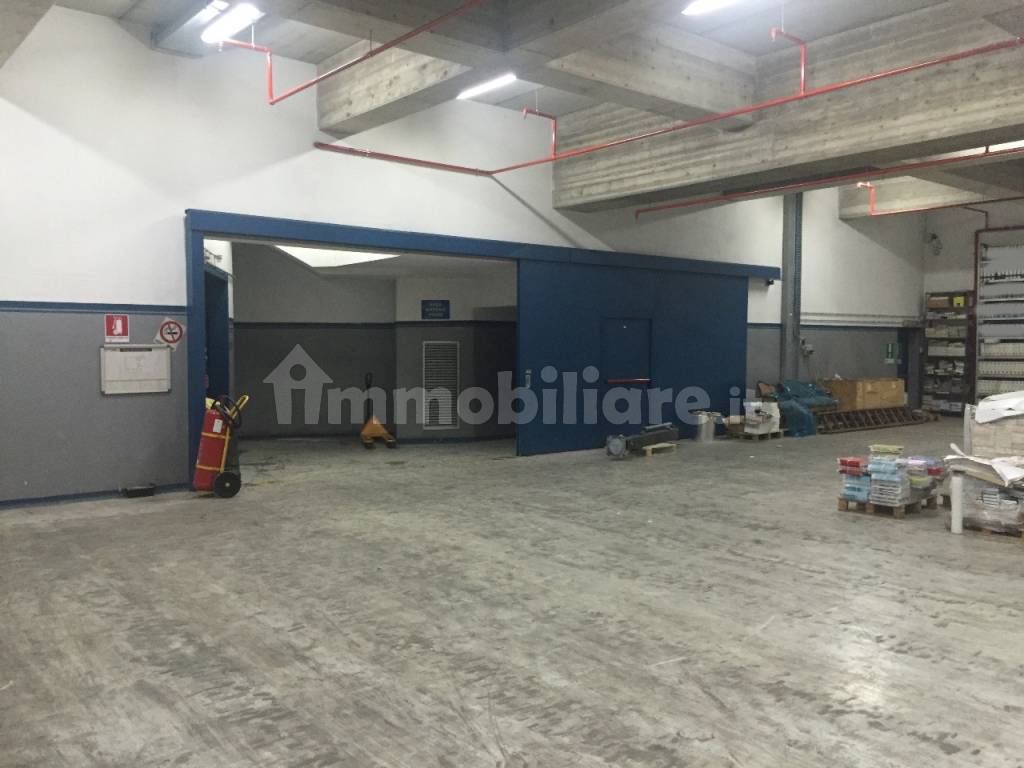 Magazzino - Deposito via San Faustino, Milano, Rif. 99843738 ...