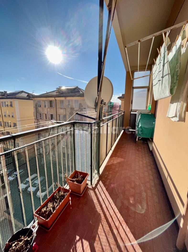 Trilocale via Borzoli 15, Sestri Ponente, Genova