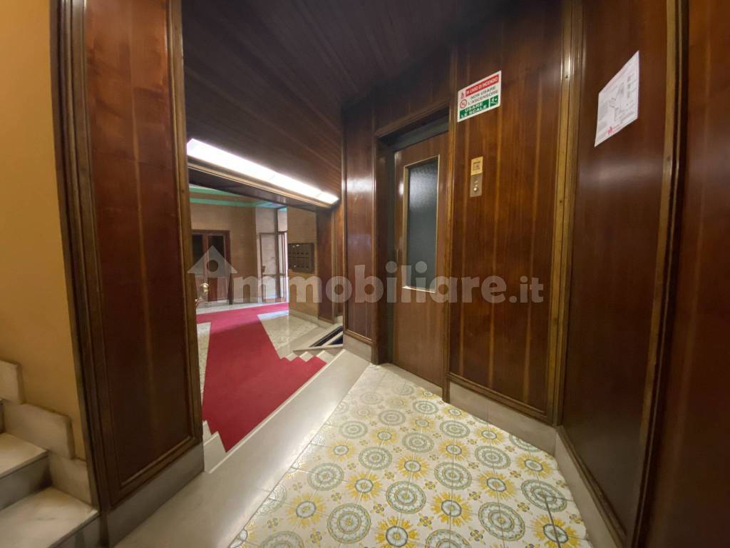 Vendita Appartamento Roma. Quadrilocale in via Urbano II. Da ...