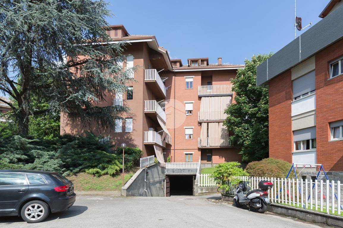 Bilocale via Auna 1, Stadio, Asti