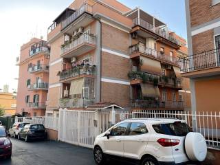 Case in vendita in Via di Torrevecchia, Roma - Immobiliare.it