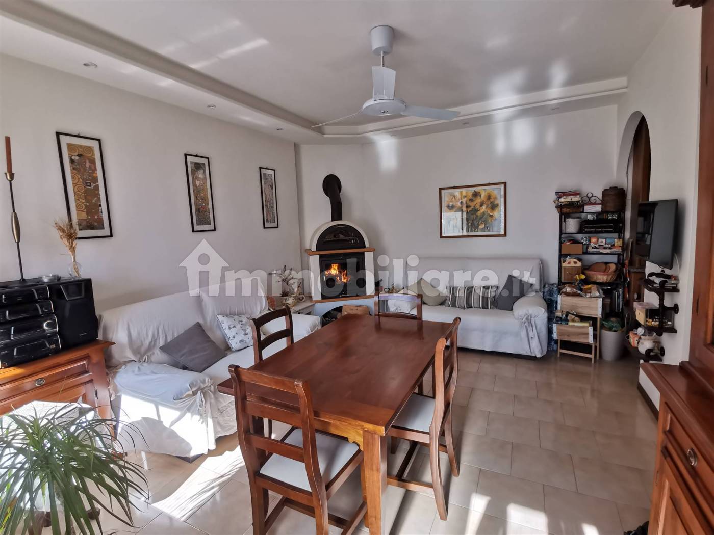 Quadrilocale ottimo stato, piano terra, Castiglione del Lago