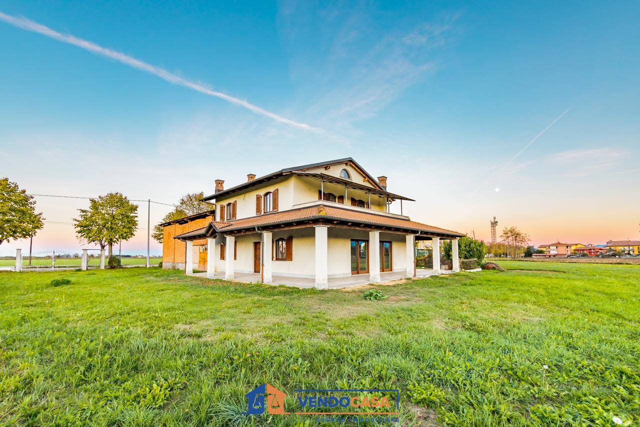 Villa unifamiliare via filatoio, Margarita