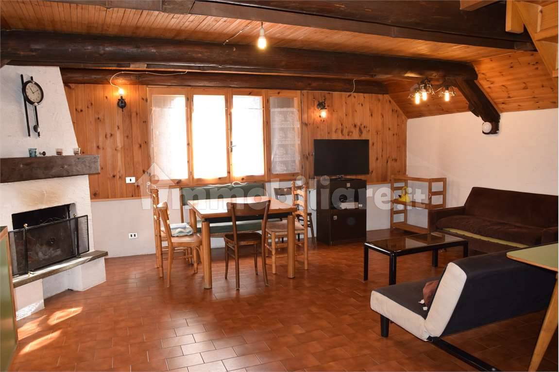 Monolocale Località Ronchi dentro, 34, Vanzone con San Carlo