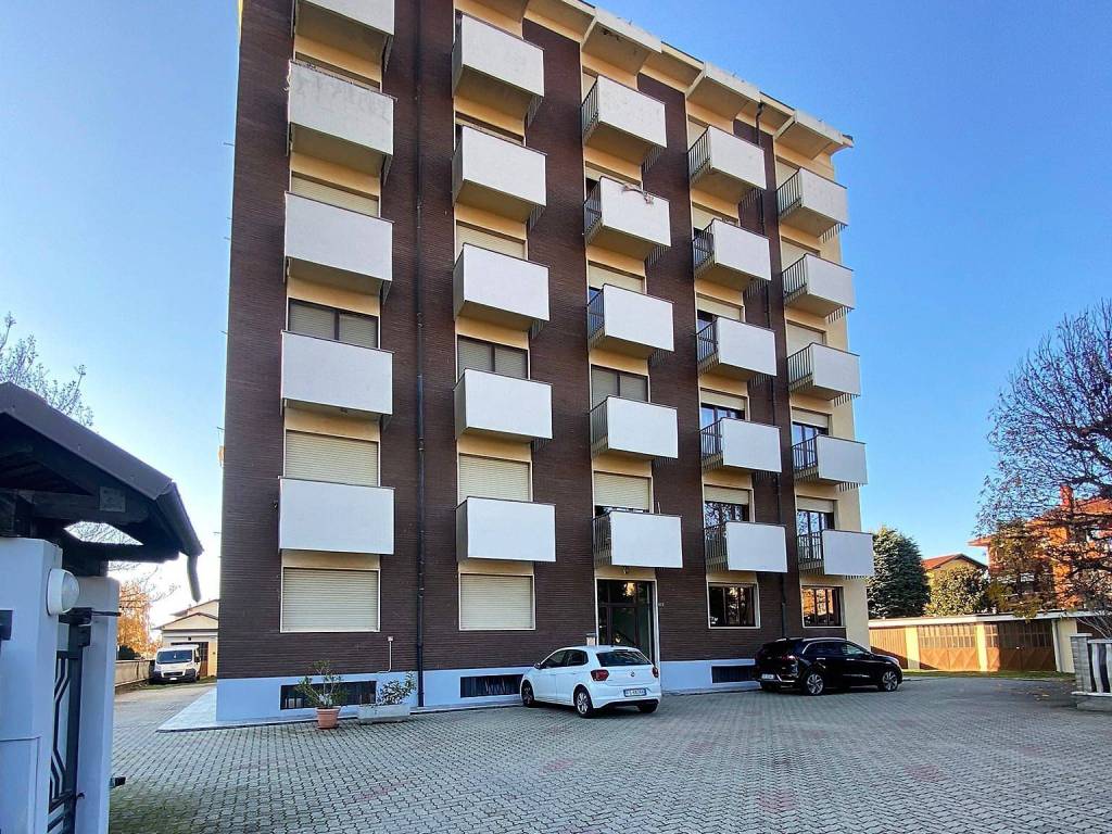 Vendita Appartamento Caluso. Quadrilocale in corso torino. Buono stato ...