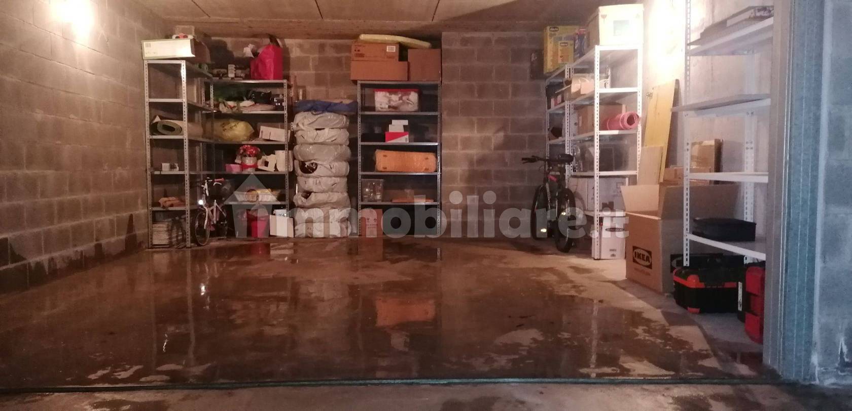 Garage - Box in Vendita