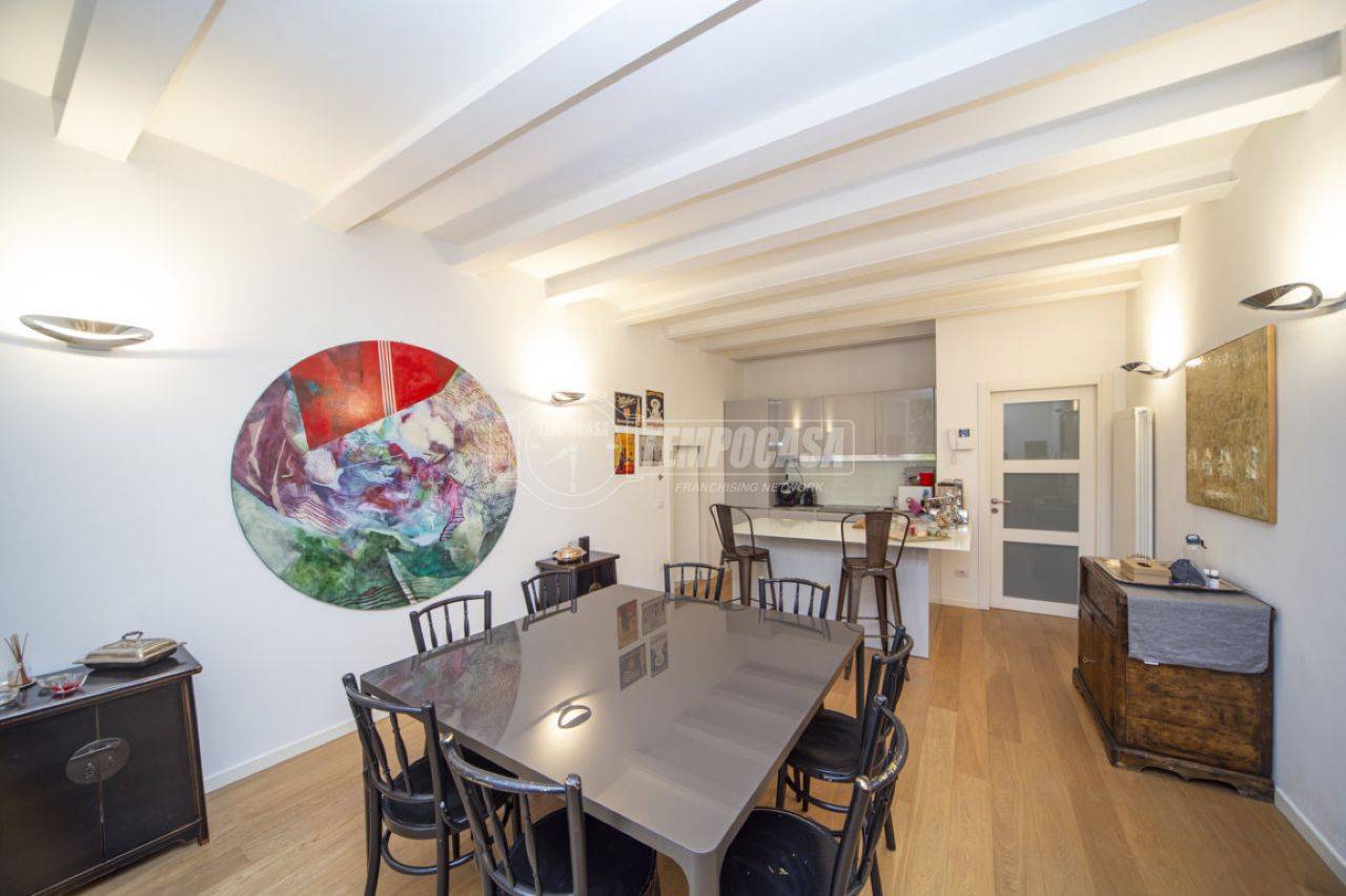 Quadrilocale via Fiorenzuola 43, Centro Storico, Perugia