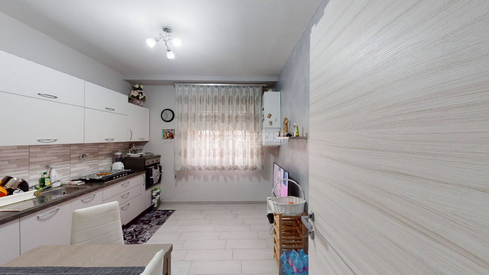 Bilocale via cardinale luigi maglione 15, Centro, Casoria