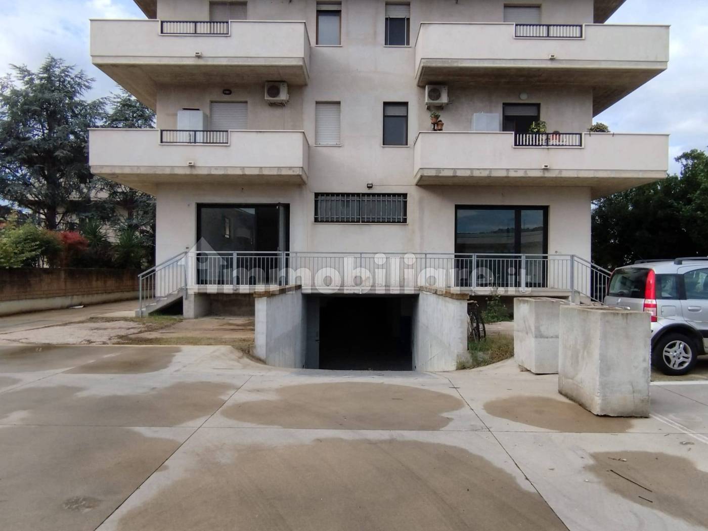 Garage - Box in Vendita