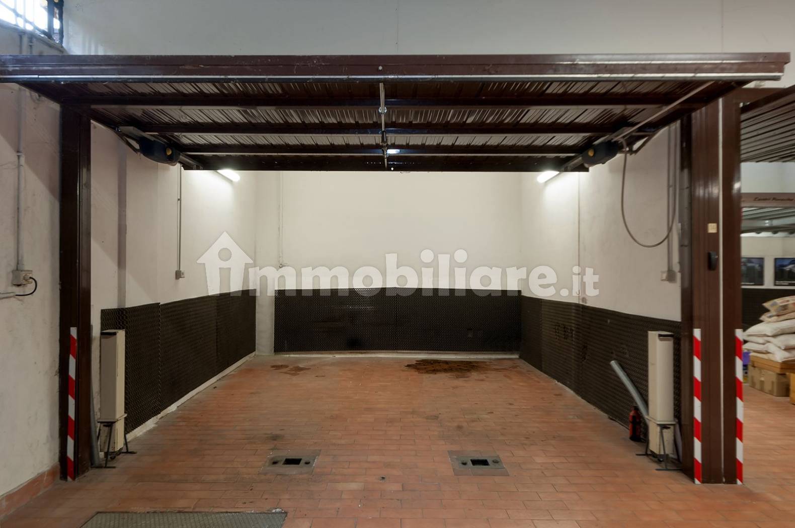 Garage - Box in Vendita