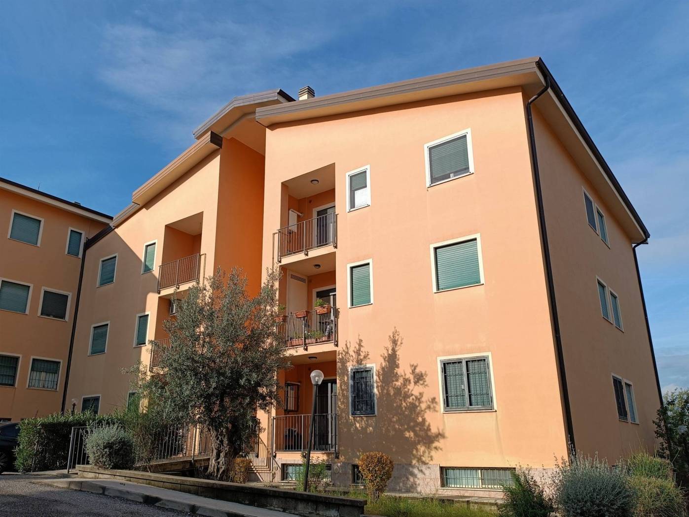 Quadrilocale via Giulio Cesare, Rende