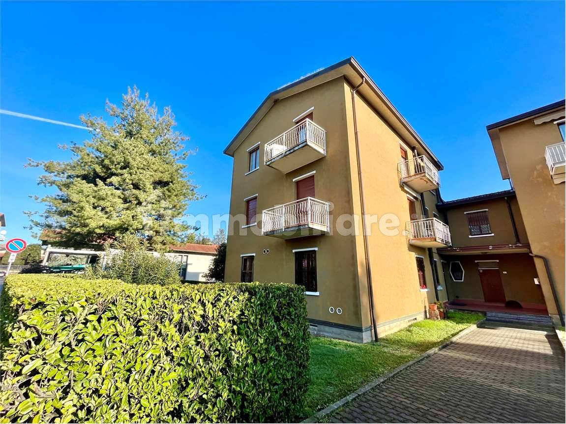 Trilocale via matteotti, Centro, Barzanò