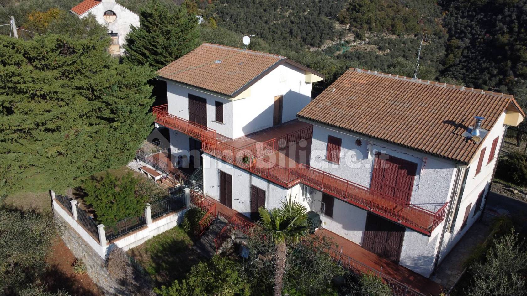 Trilocale Località Il Santo snc, Villa Faraldi