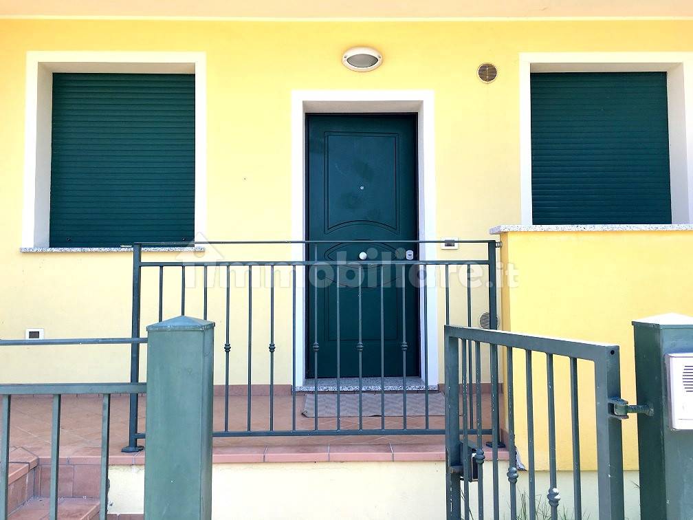 Bilocale piazza Martiri della Libertà 3, Centro, Rosolina
