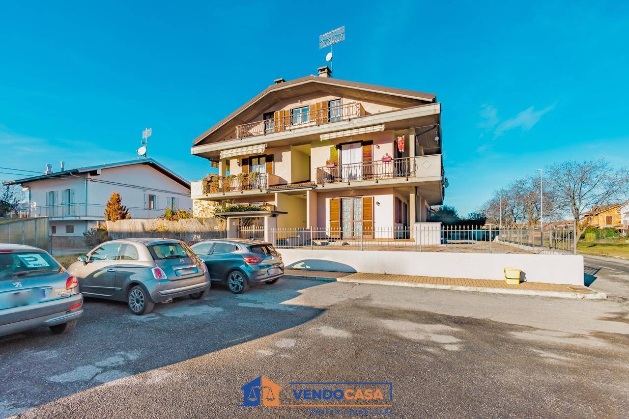 Trilocale Mazzini 106, Centro, Borgo San Dalmazzo