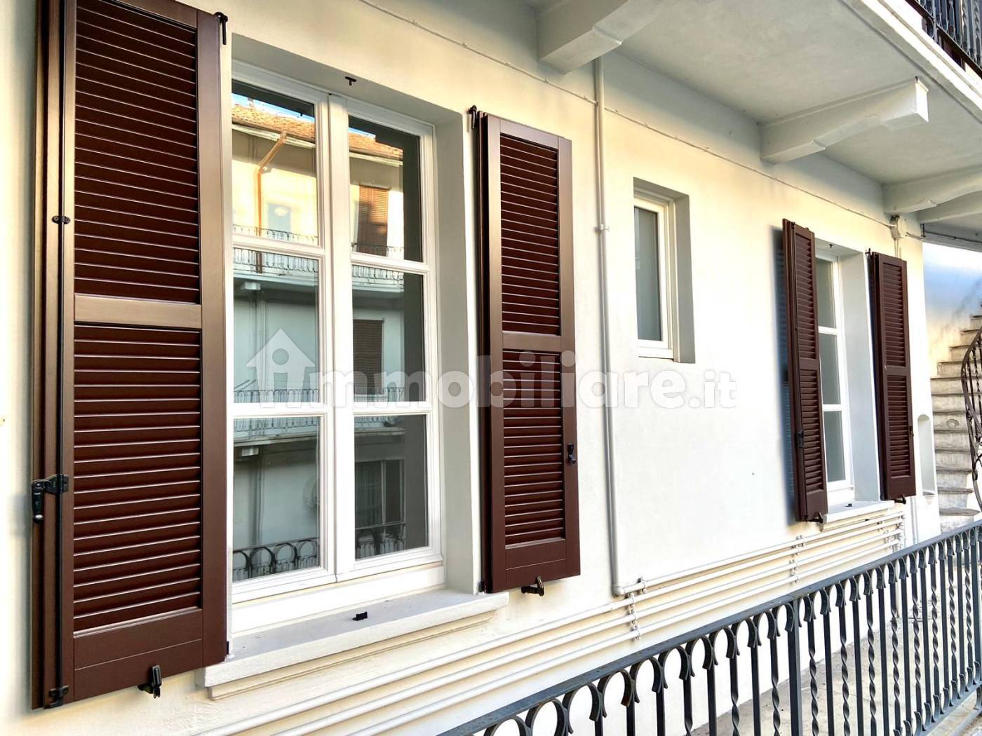 Bilocale via Giuseppe Mazzini, Villa Guardia