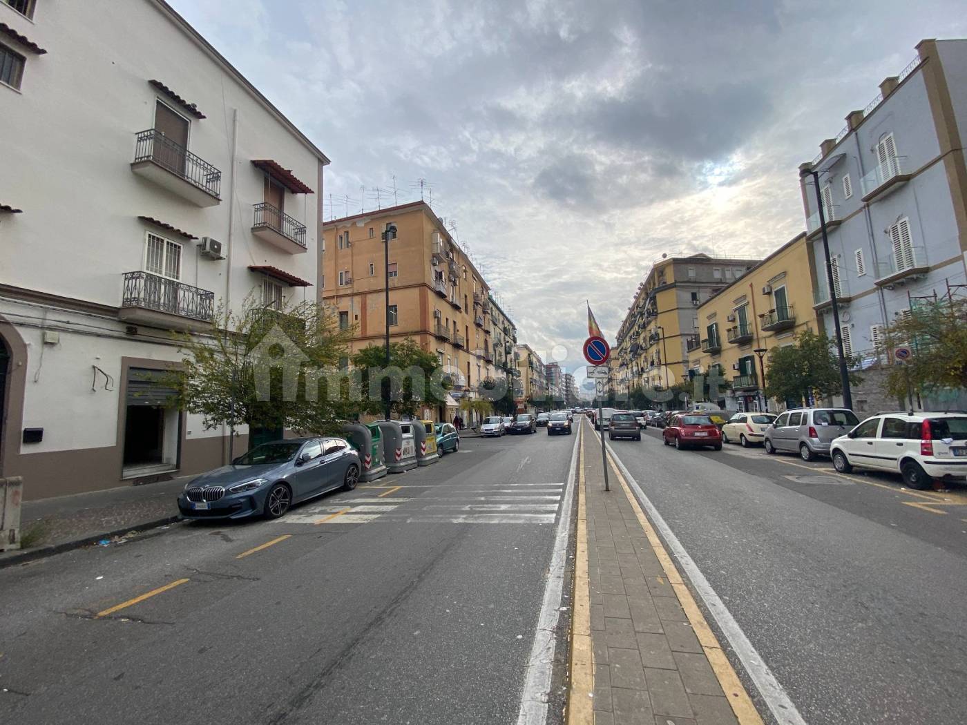 Locale commerciale in Vendita