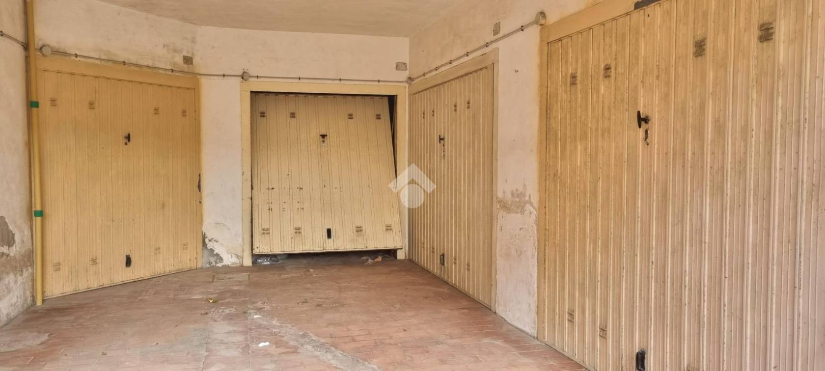 Garage - Box in Vendita