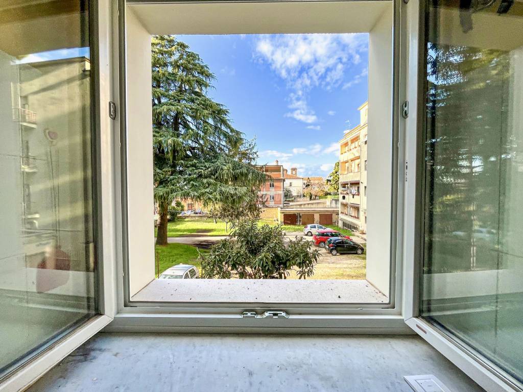 Vendita Appartamento Viterbo. Quadrilocale in via del Carnaro. Buono ...