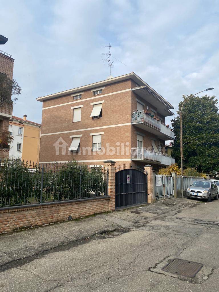 Trilocale via Parigi 5, San Lazzaro, Parma