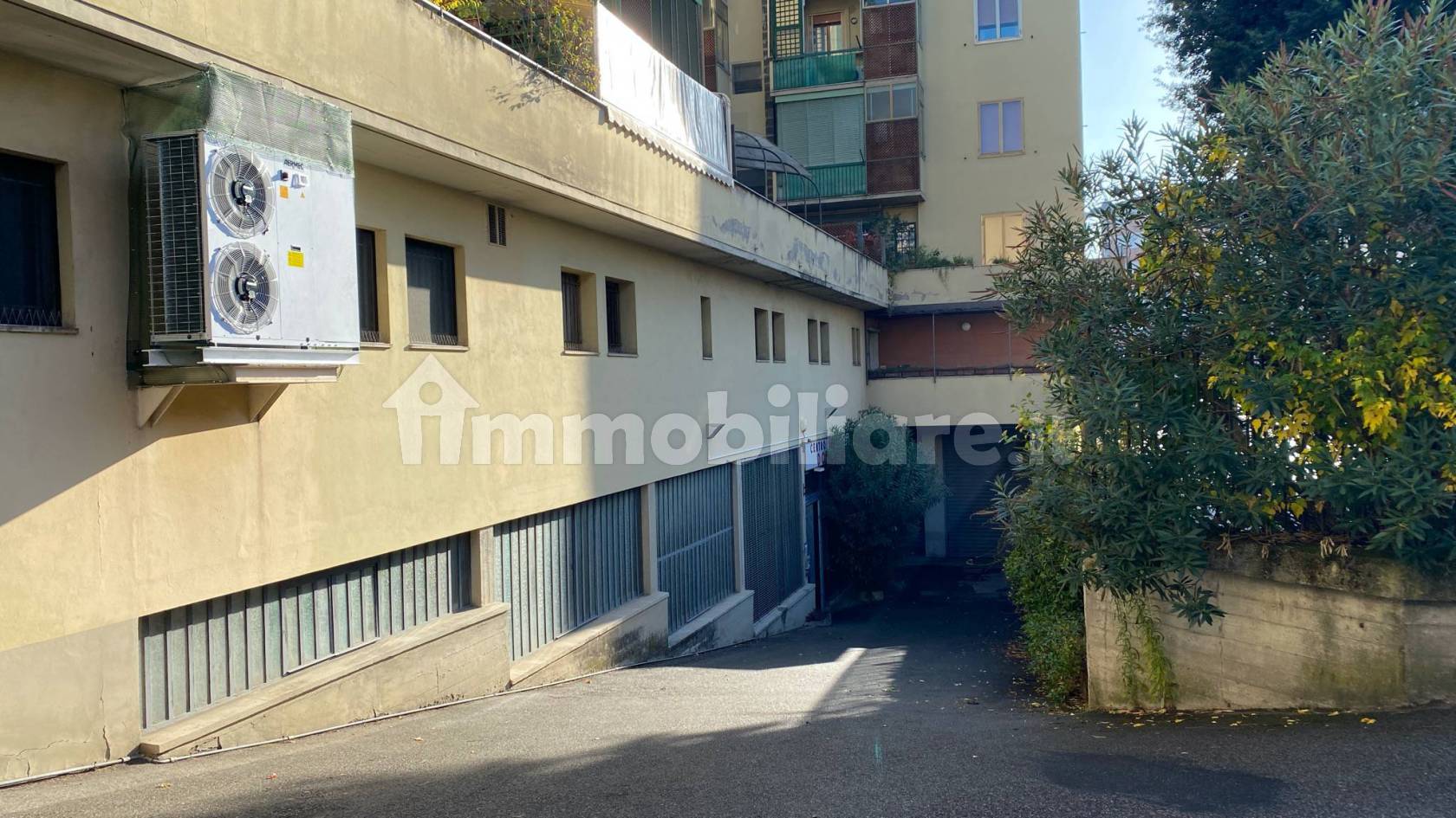 Garage - Box in Vendita