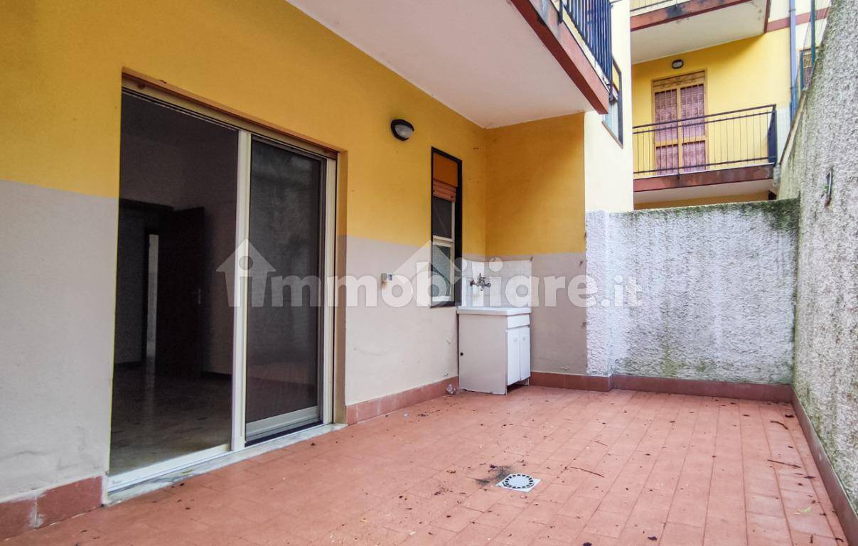 Bilocale via francesco crispi 12, Alì Terme