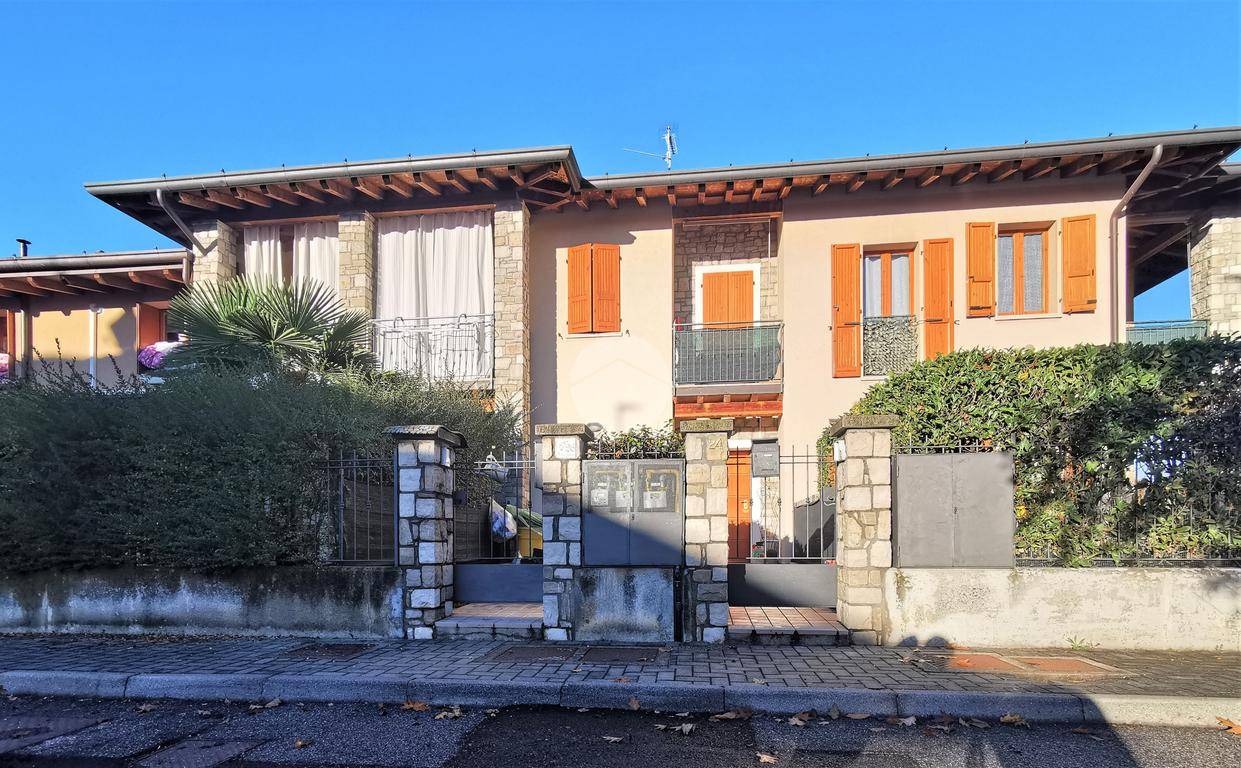 Trilocale via Bologna 24, Centro, Palazzolo sull&#x27;Oglio