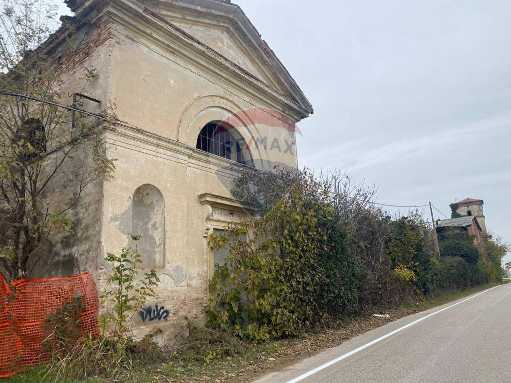 Vendita Rustico in via Faval Cerea. Da ristrutturare, 45725 m², rif ...