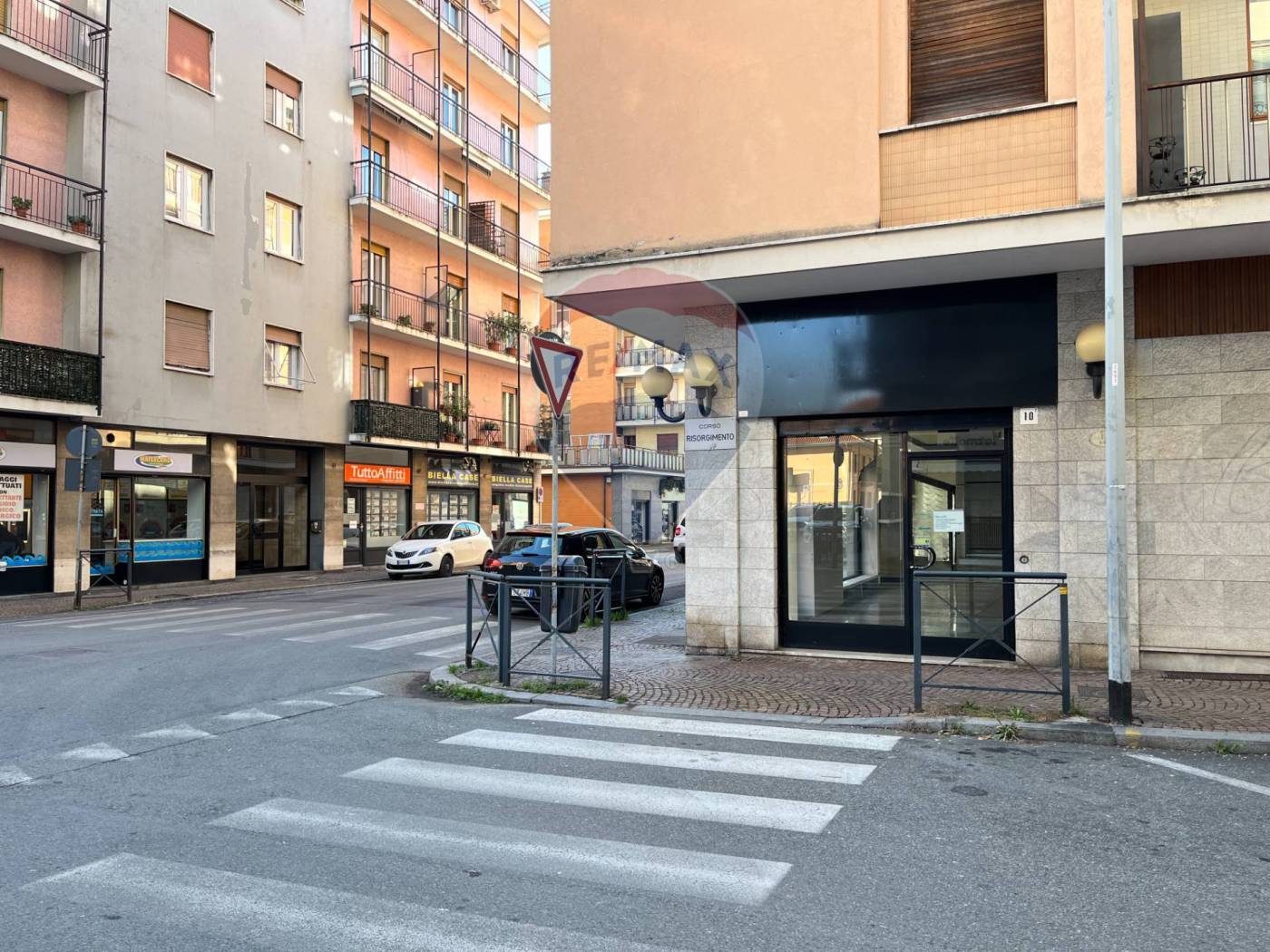 Locale commerciale in Vendita