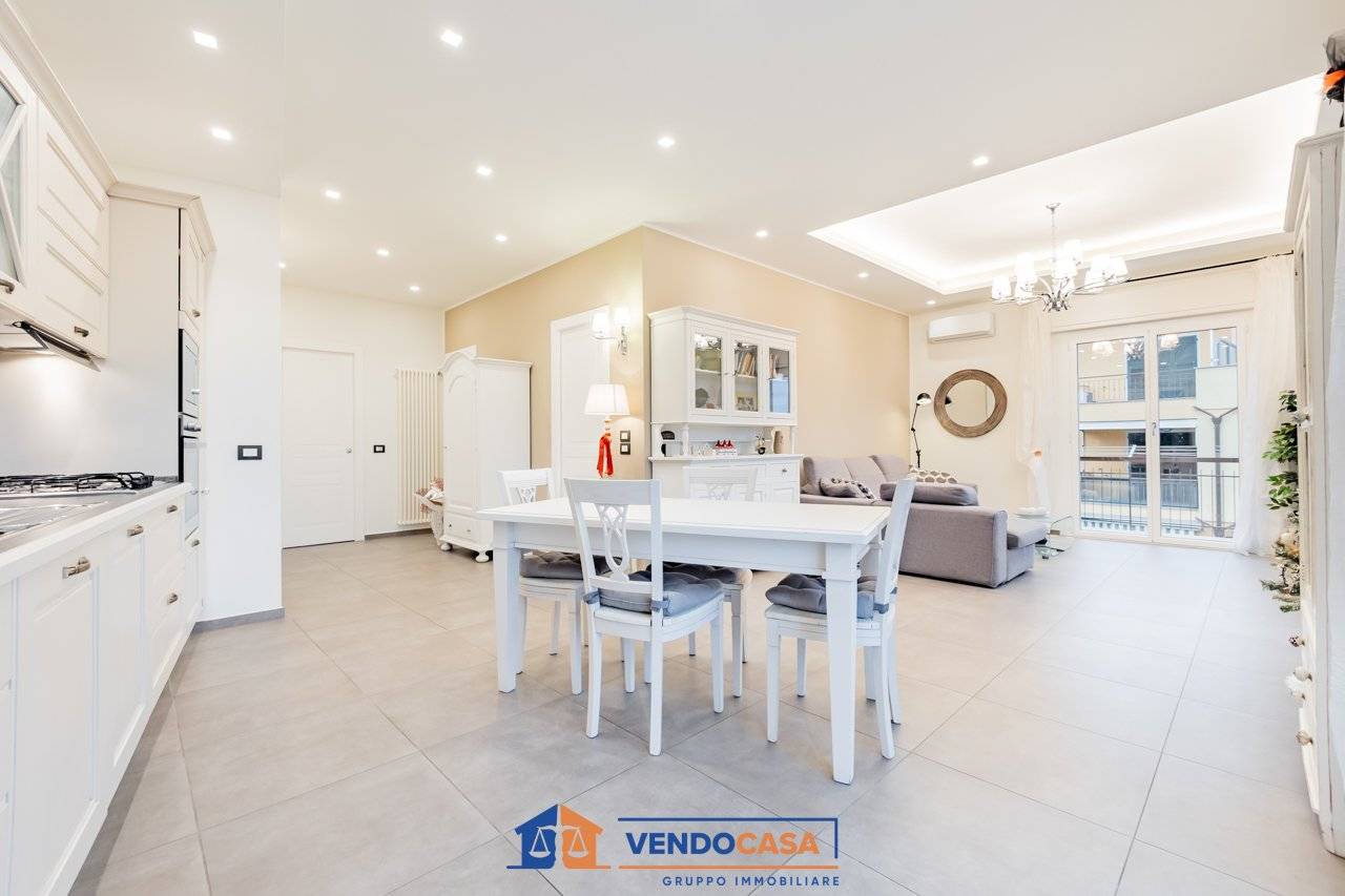 Quadrilocale via Saponiera 25, Centro, Diano Marina