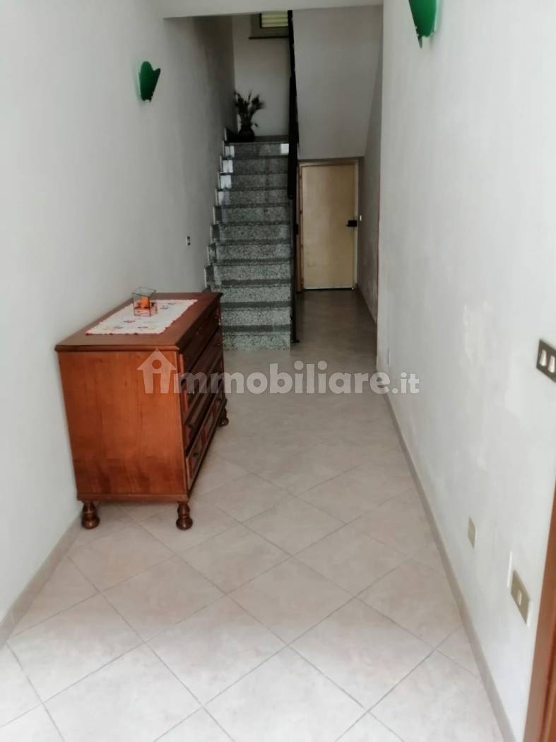 Quadrilocale via P  Larizza 7, Bova Marina