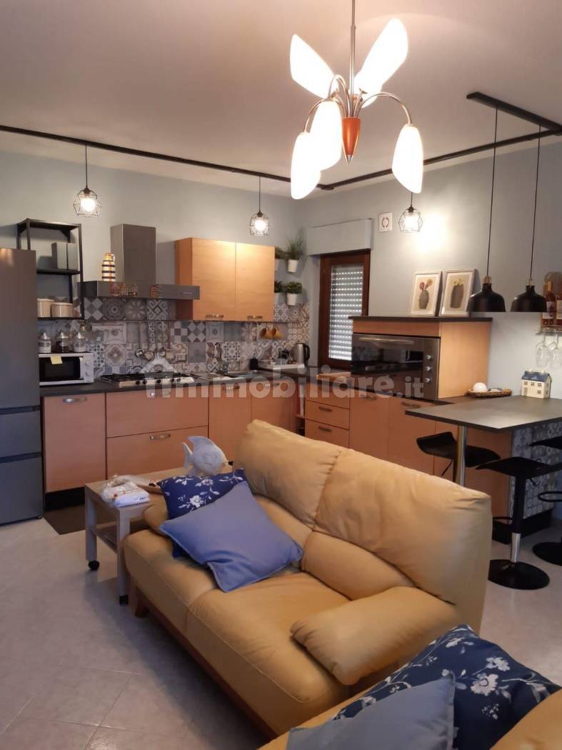 Trilocale via Francesco Guicciardini 2, Centro, Venafro