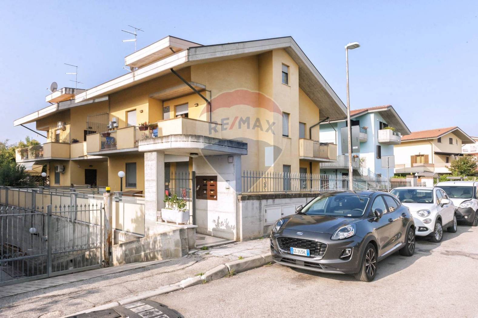 Appartamento via Dei Ciclamini 22, San Martino Bassa, Città Sant'Angelo