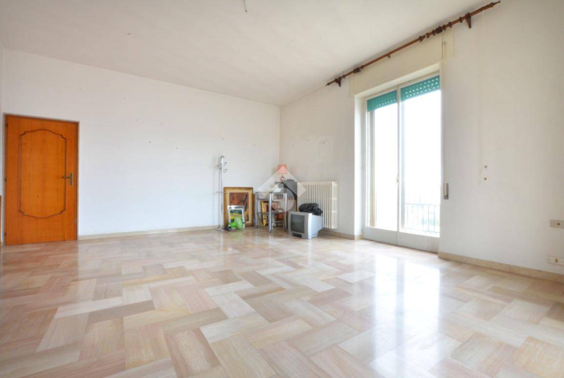 Quadrilocale via passero 43, Centro, Gioia del Colle