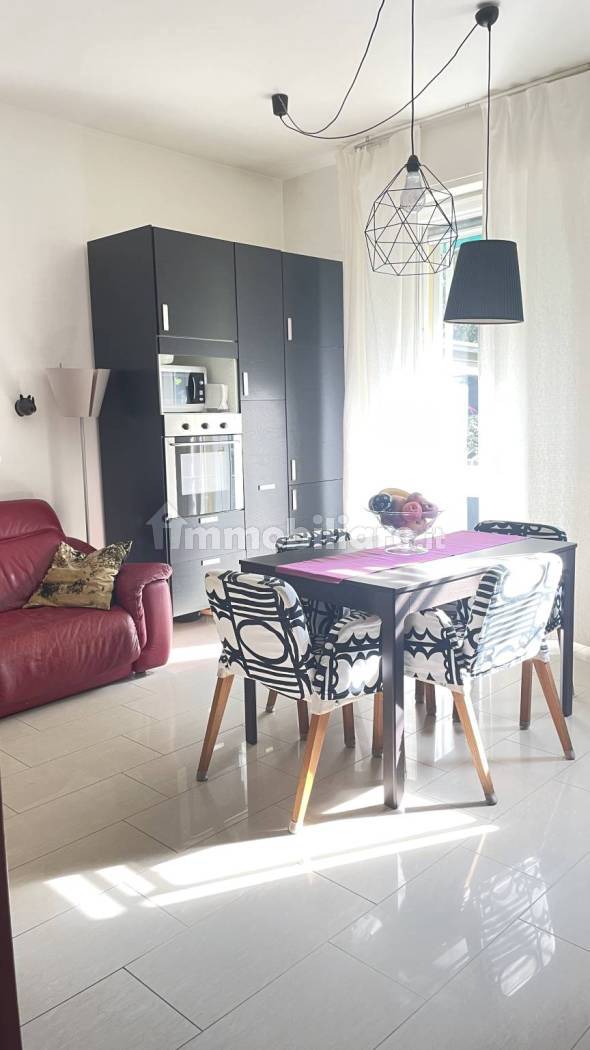 Trilocale ottimo stato, piano rialzato, Costa, Bologna