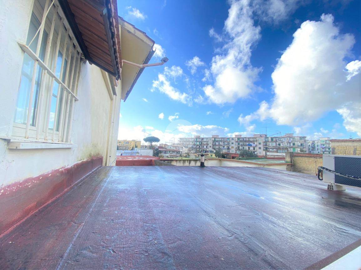 Trilocale via Filippo Bottazzi 53, Soccavo, Napoli