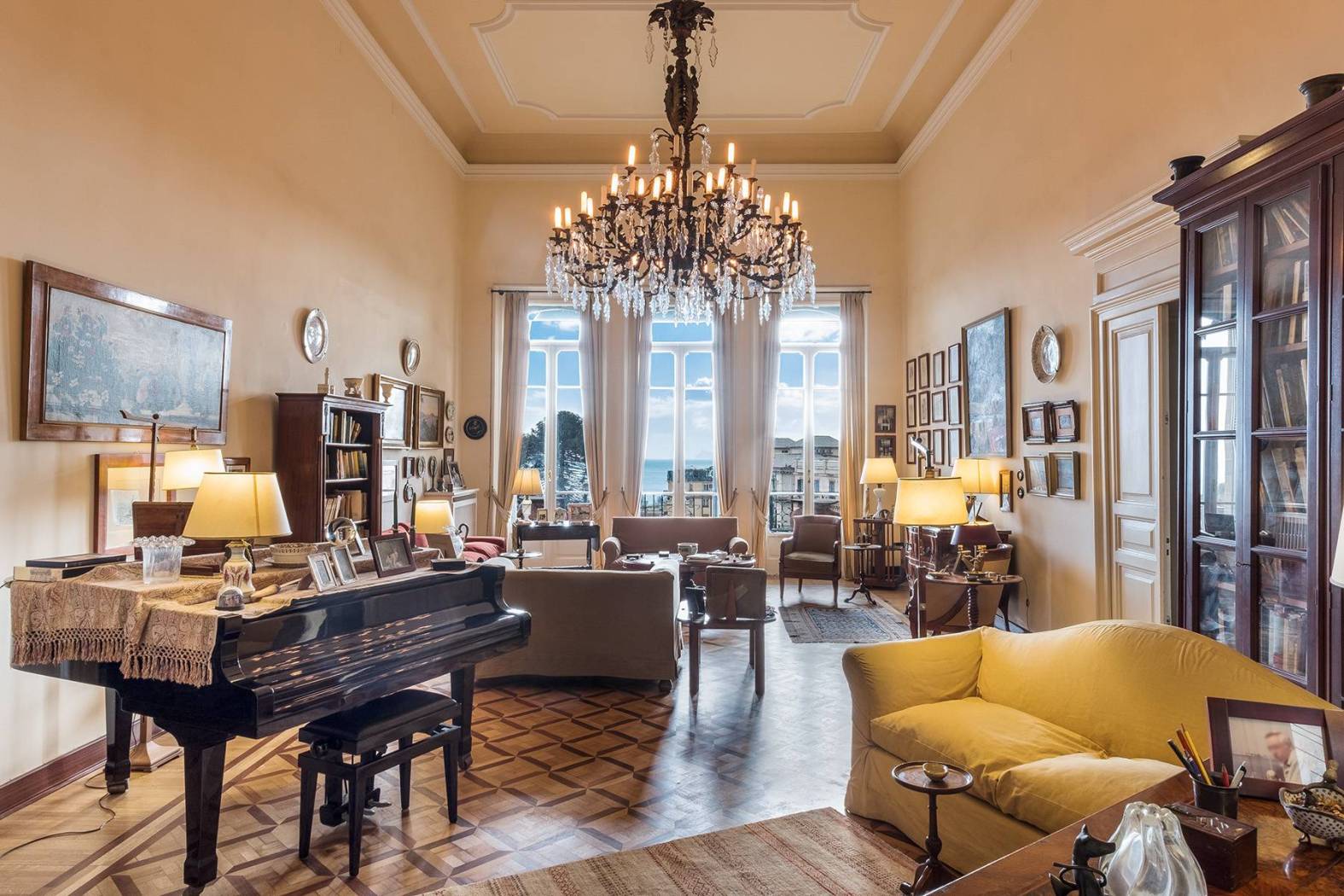 Appartamento via del Parco Regina Margherita, Piazza Amedeo - Parco Margherita, Napoli