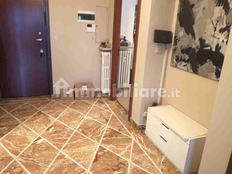 Appartamento via Ignazio De Genova di Pettinengo, Centro Storico, Biella