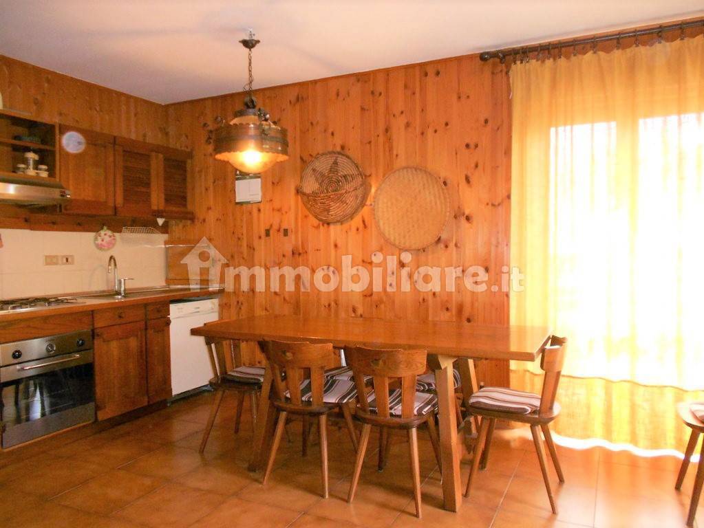 Bilocale via Ezio Vanoni 36, Centro, Chiesa in Valmalenco
